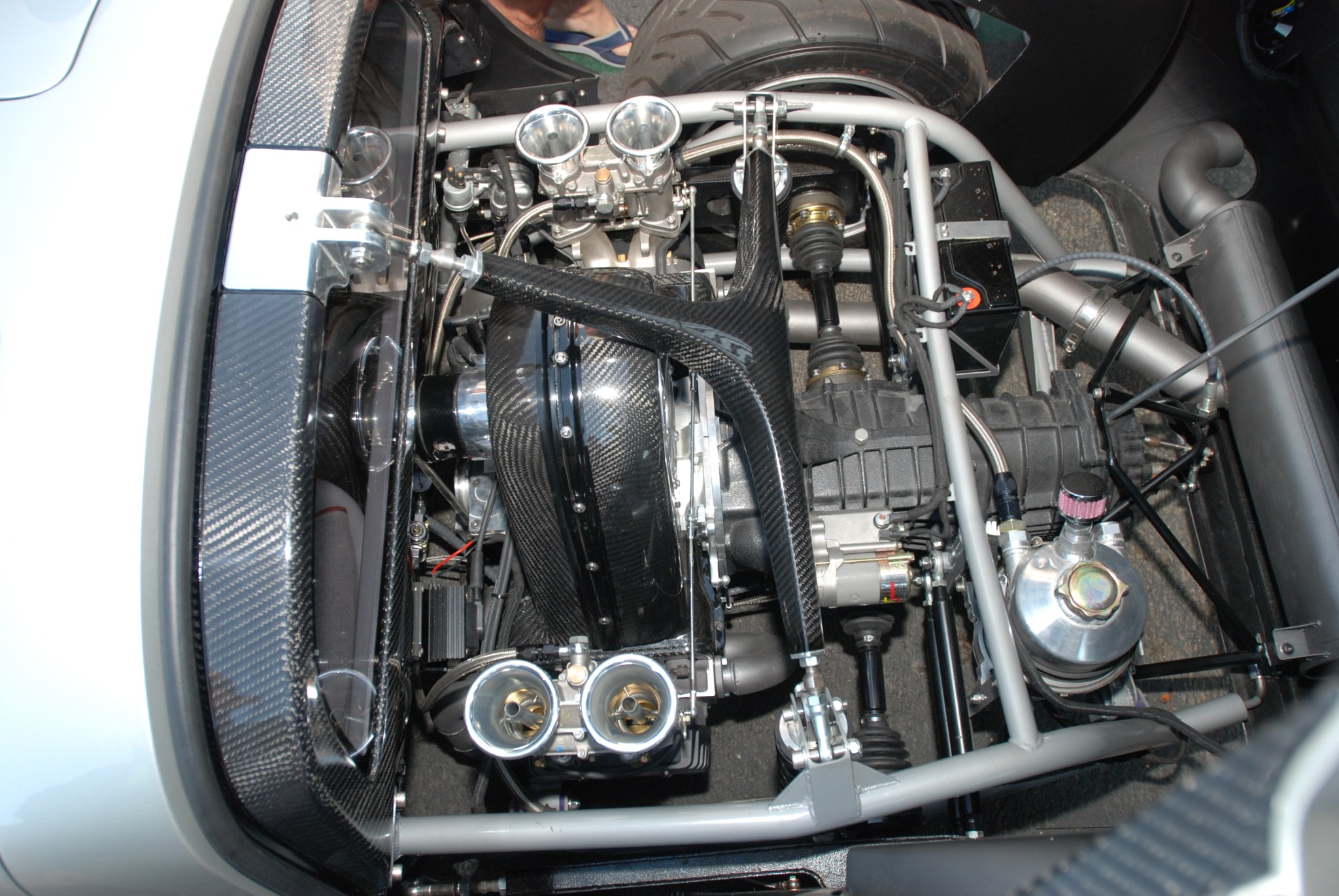The Vintech P-550 tribute; A one – off prototype infused with Porsche ...