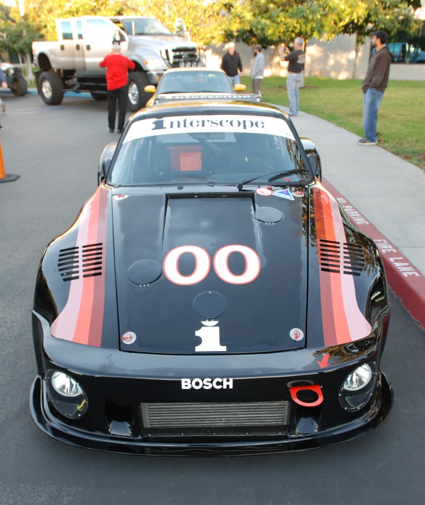 “Sky Blue and Black”; An unexpected visit by #00, Interscope Racings ...